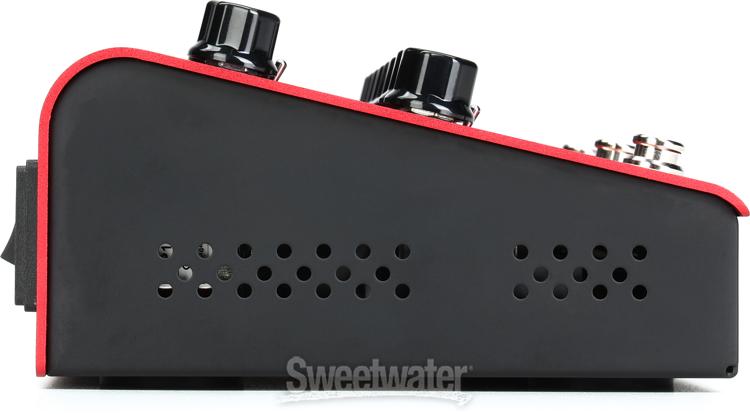 First Look: Blackstar AMPED 2 Floorboard Amp — 3 Voices + Ample Effects!...