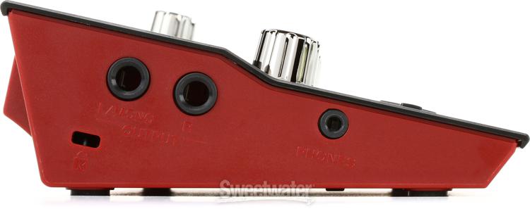 BOSS GT-001 Desktop Guitar Processor Demo - Sweetwater's Guitars and ...