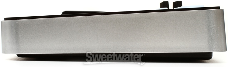 Samson Graphite 25 Controller Keyboard - Sweetwater at Winter NAMM 2013...