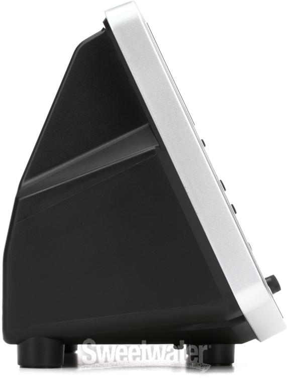 BOSS eBand JS-10 Guitar/Bass Trainer Demo