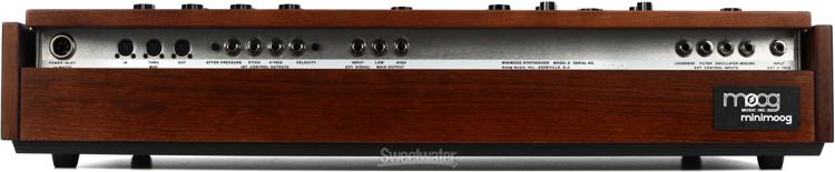 Moog Minimoog Model D Demo