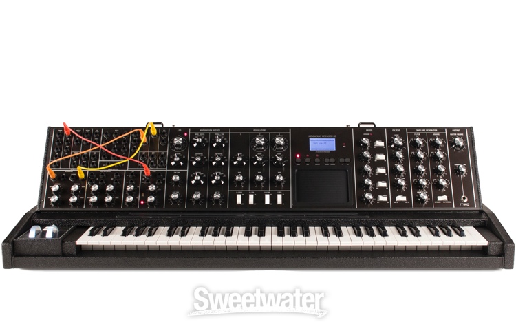 Winter NAMM 2015: Moog Black Tolex Minimoog Voyager XL