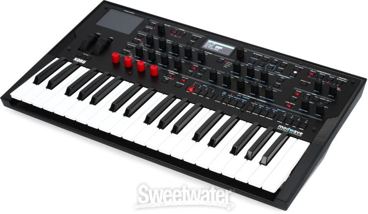 Korg Modwave Wave Sequencing Synth Demo Daniel Fisher - InSync