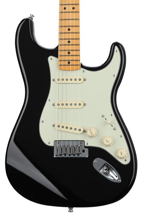 Winter NAMM 2016: Fender The Edge Strat