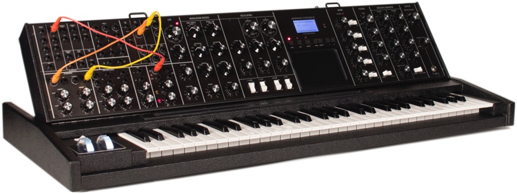 Winter NAMM 2015: Moog Black Tolex Minimoog Voyager XL