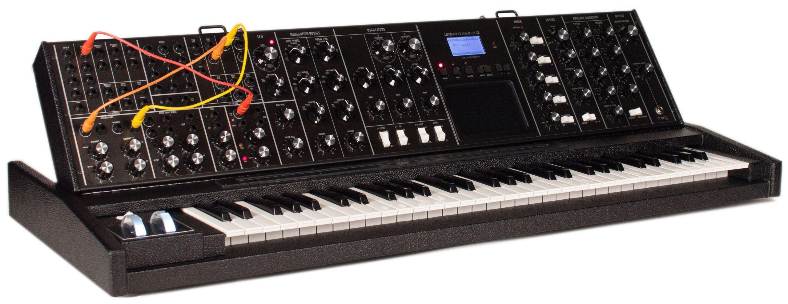 Winter NAMM 2015: Moog Black Tolex Minimoog Voyager XL