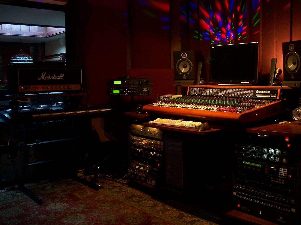 Customer Studio Rob Mauer Motherlode Recording