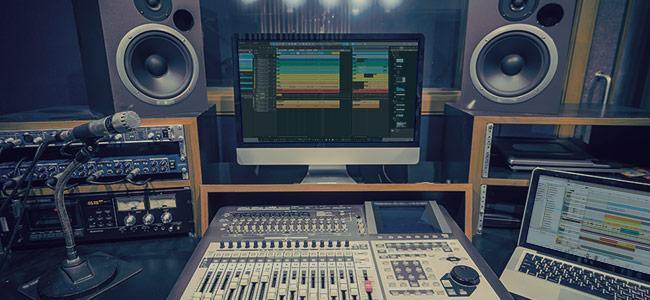 Studio Desk/Workstation Buying Guide