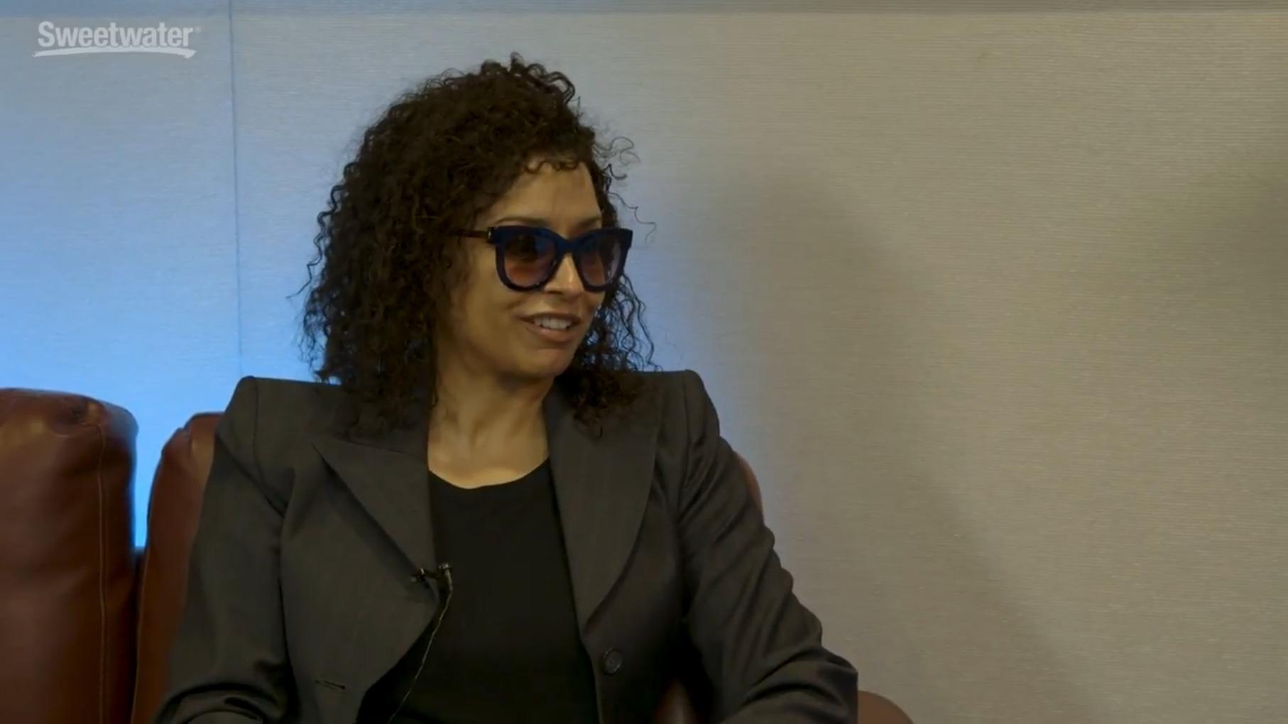 Sweetwater Interviews Bassist Rhonda Smith