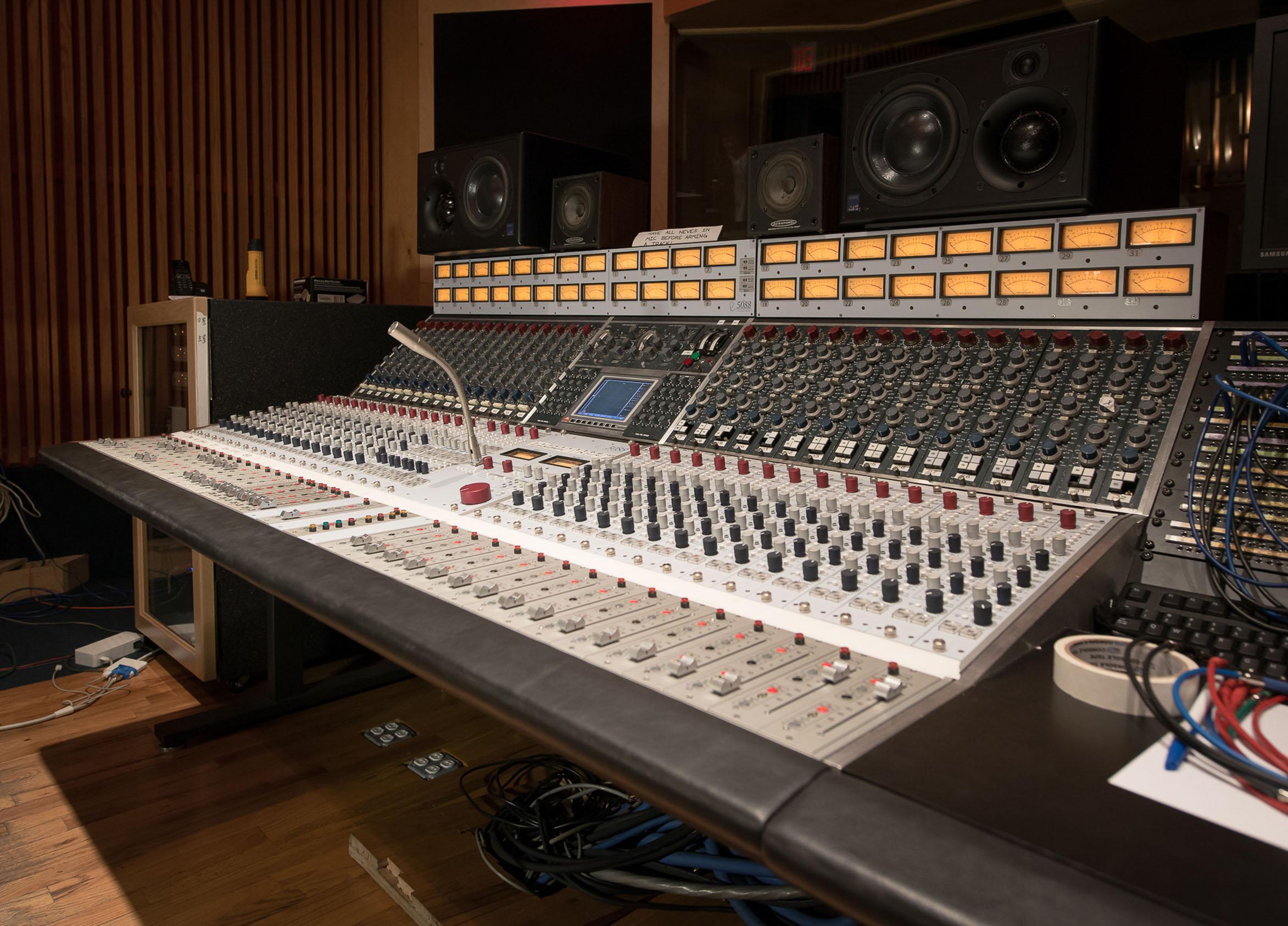 Rupert Neve Designs 5088 | Sweetwater