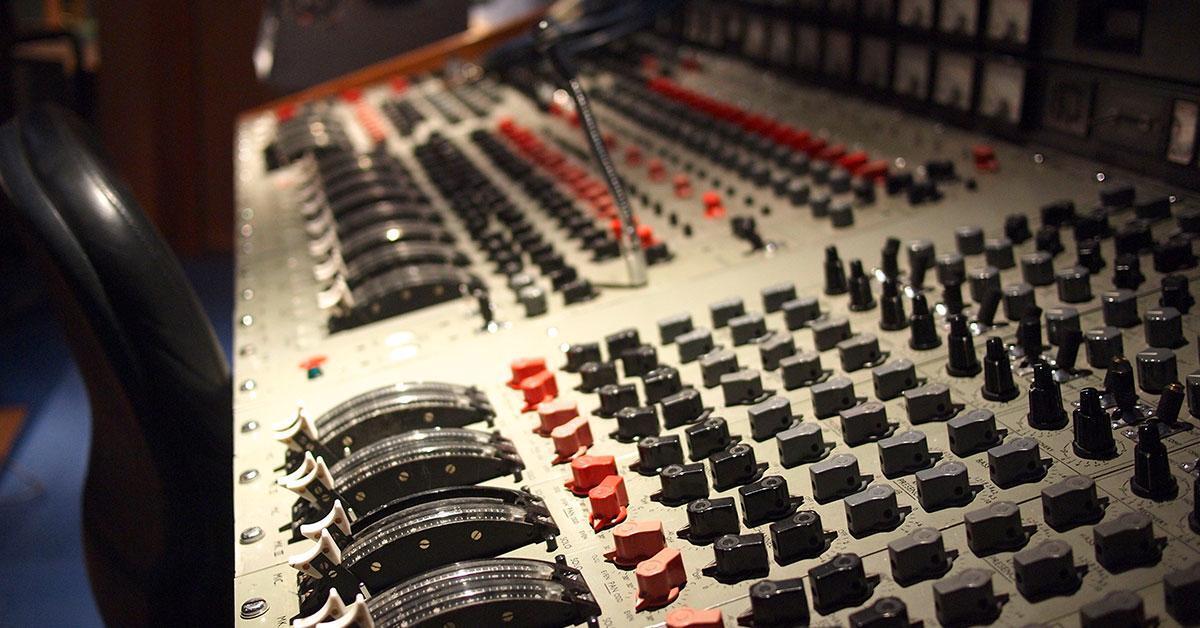 4 Decades of Iconic Consoles