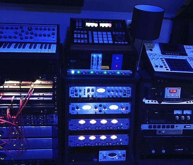 3 Amazing Customer Studios That Inspired Us