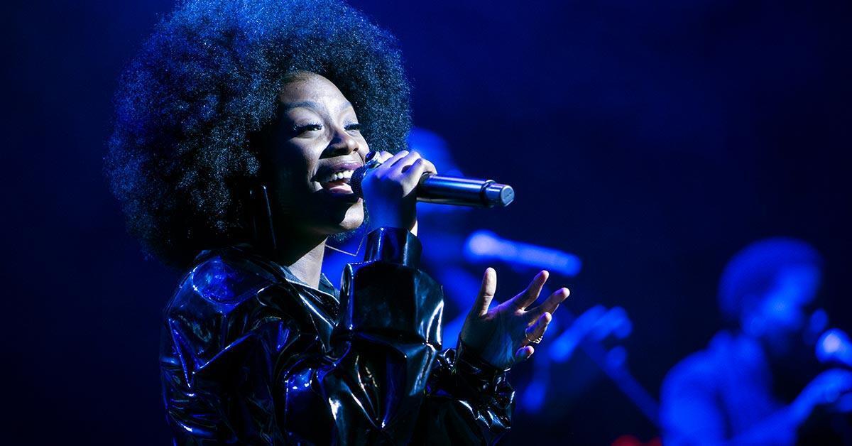 RF 101 - The Basics of Wireless Mics and In-ear Systems