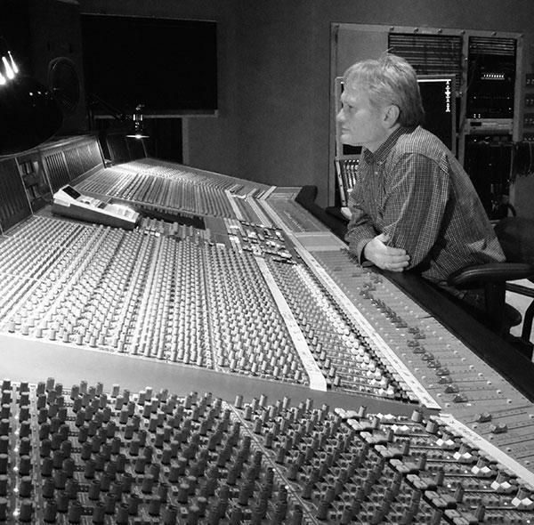 A Tale of Two SSLs - The SiX Compact Desktop Mixer