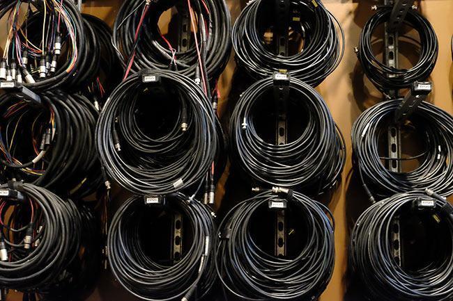 Messy Studio? 6 Tips to Optimize Your Workspace