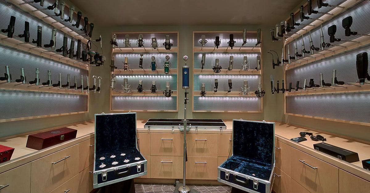 5 Ways Sweetwater Makes Buying Microphones Better