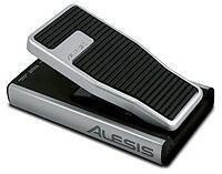 Summer NAMM 2005: Alesis F2