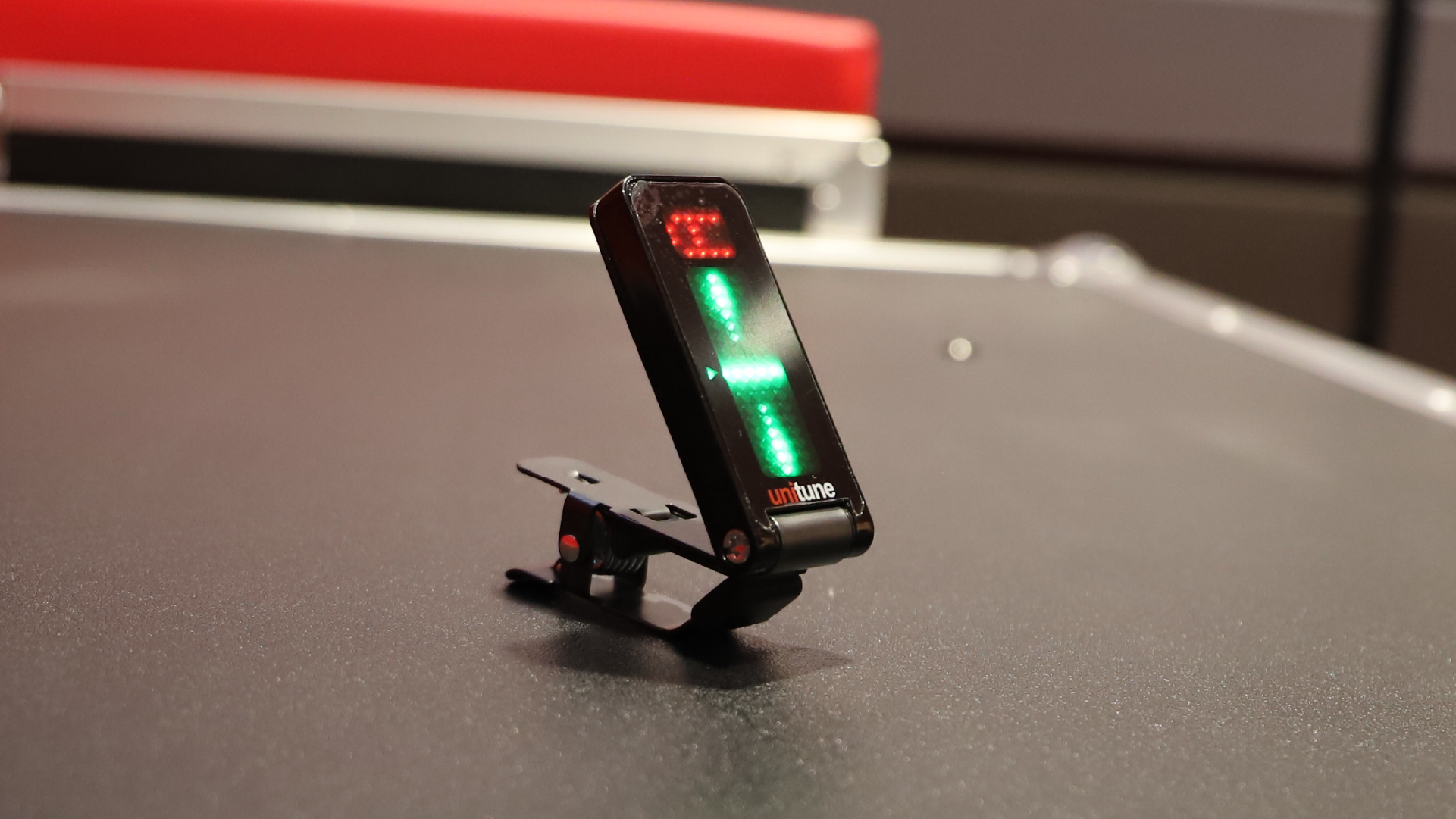 Removing Clip-On Tuner Screen Protectors | Sweetwater