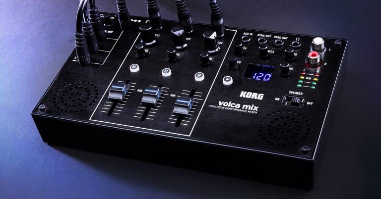 Korg Volca Mix Setup Guide | Sweetwater