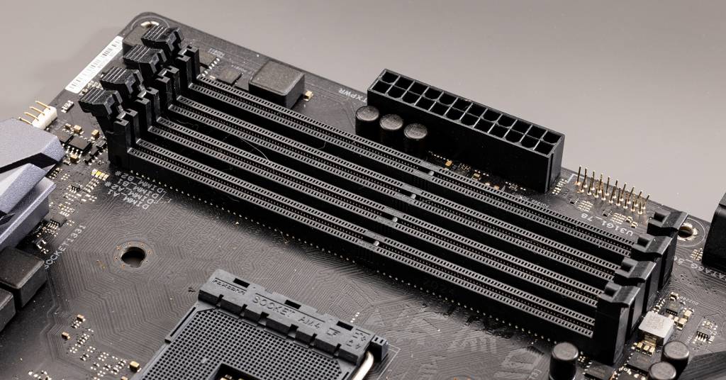 How To Install RAM In a Windows PC | Sweetwater