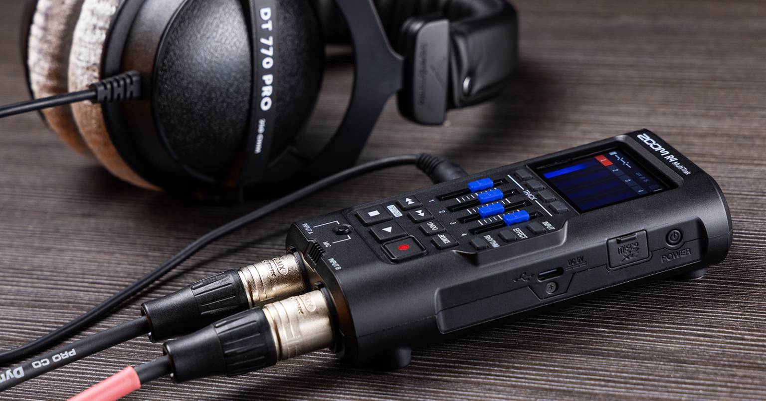 Zoom R4 Quickstart Guide | Sweetwater